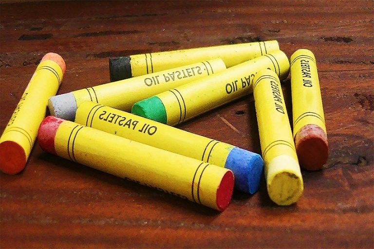 How to Use Oil Pastels - A Guide on the Best Oil Pastel Techniques