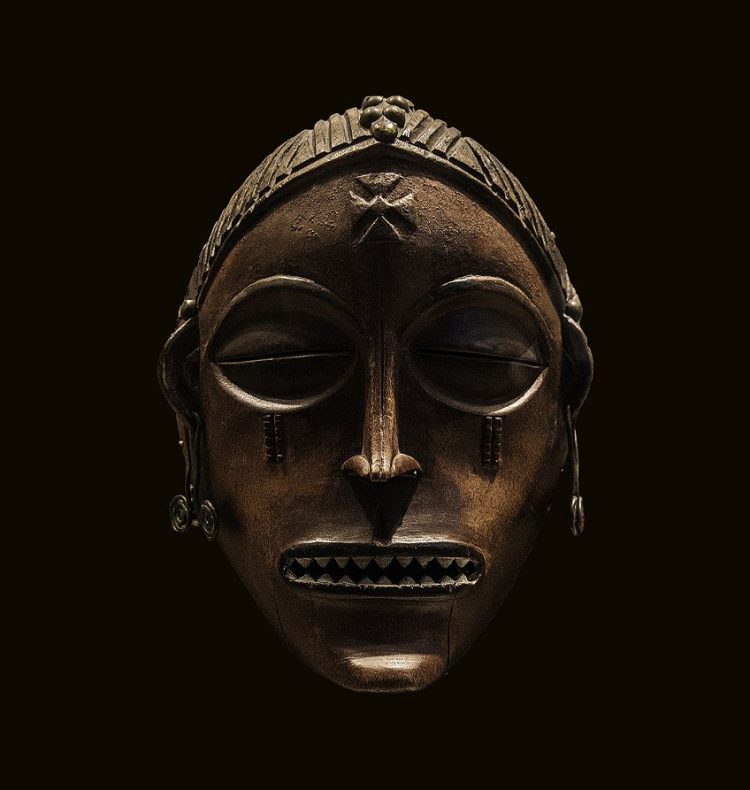 African Art - Looking at African Artwork from Early Humankind to Today
