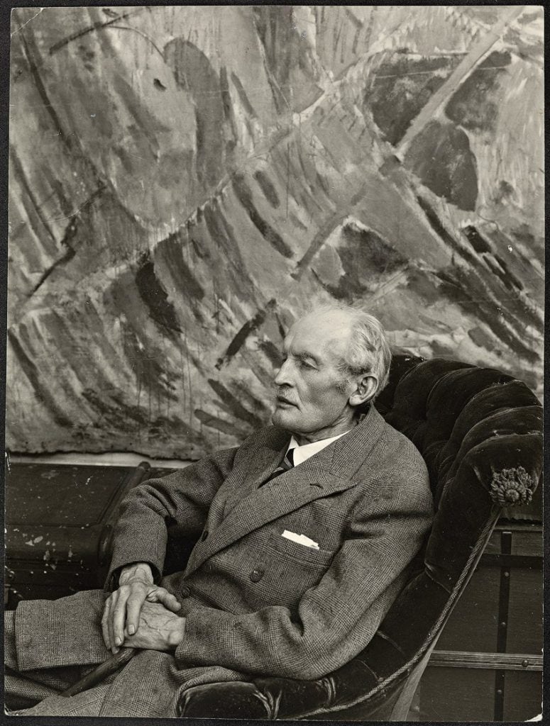 Edvard Munch - A Look at the Artist Behind Edvard Munch's Paintings