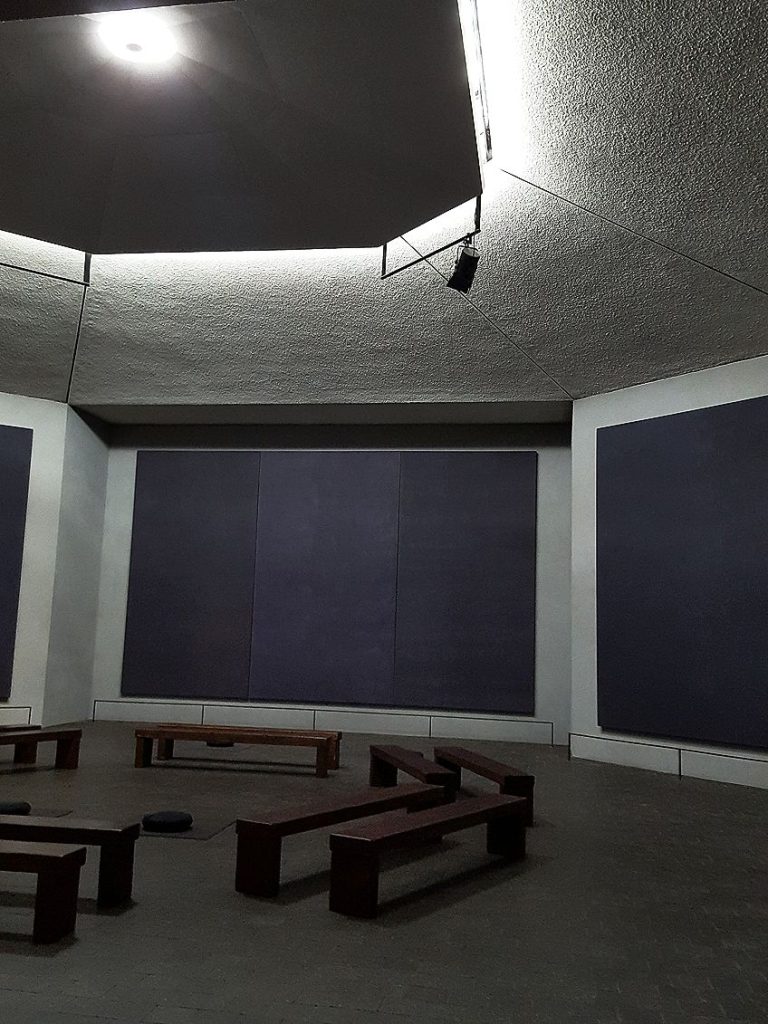 Monochromatic Art - A Look at Monochrome Art Throughout History