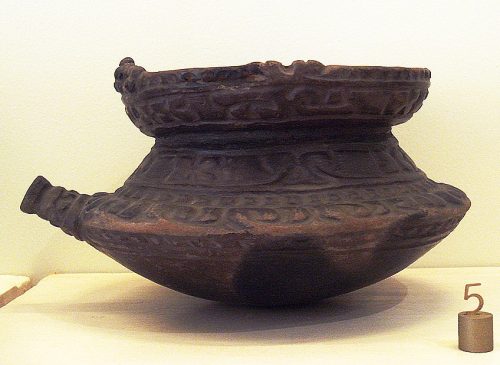 Jomon Pottery - Discover This Style of Ancient Japanese Pottery