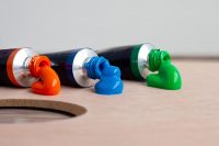 How to Thin Acrylic Paint - Mediums for Washes and Pours