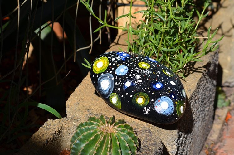 How to Paint Rocks - In-Depth Tutorial and Ideas