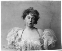 Famous Female Photographers - The Pioneers of Female Photography