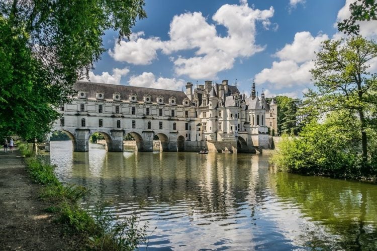 Famous Buildings - Looking at the World's Most Iconic Buildings