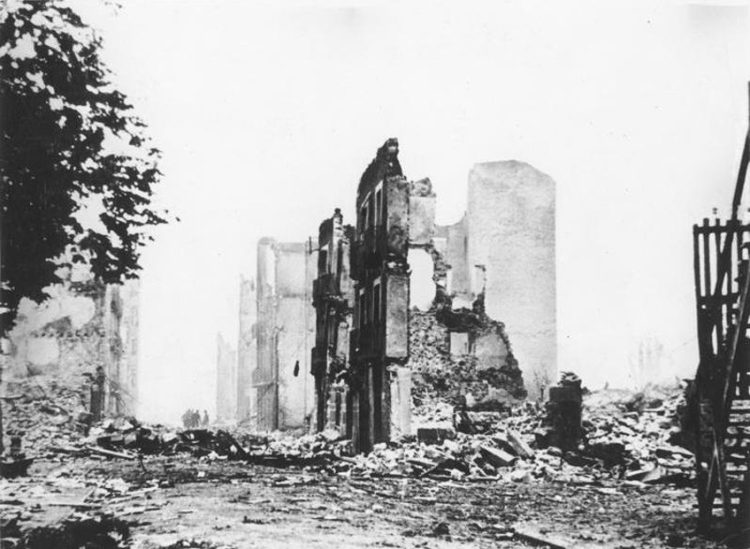 "Guernica" by Picasso - Denouncement of the Horrors of War