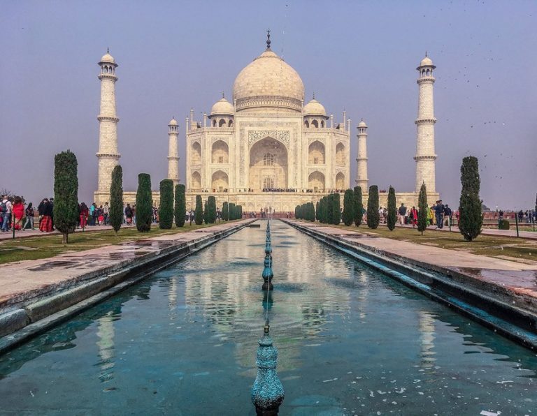 Famous Buildings - Looking at the World's Most Iconic Buildings