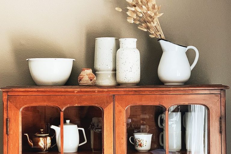 Ivory Color - Exploring Different Shades of Ivory and Cream Colors