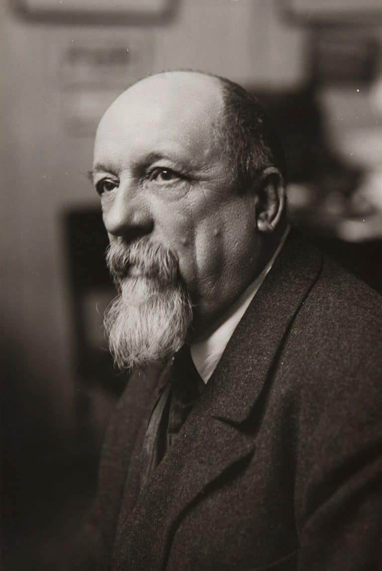 Paul Signac - Multi-Media Artist and Pioneer of Pointillism