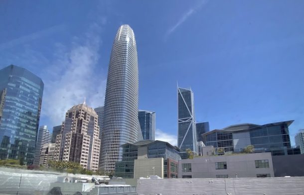 Salesforce Tower - Visiting the Salesforce Tower in San Francisco