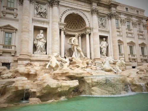 Trevi Fountain in Rome - A History of the Trevi Fountain