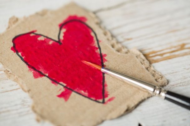 How to Paint Cardboard - Best Paint for Cardboard Craft Projects