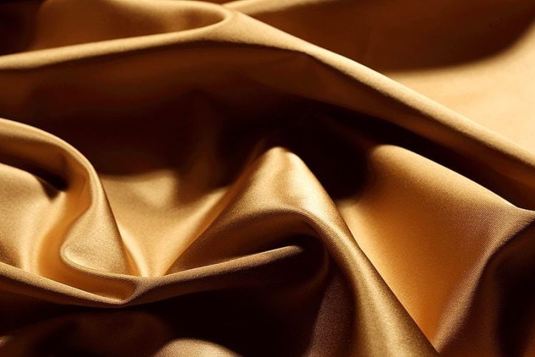 What Color Goes With Bronze? - Colors That Complement Bronze