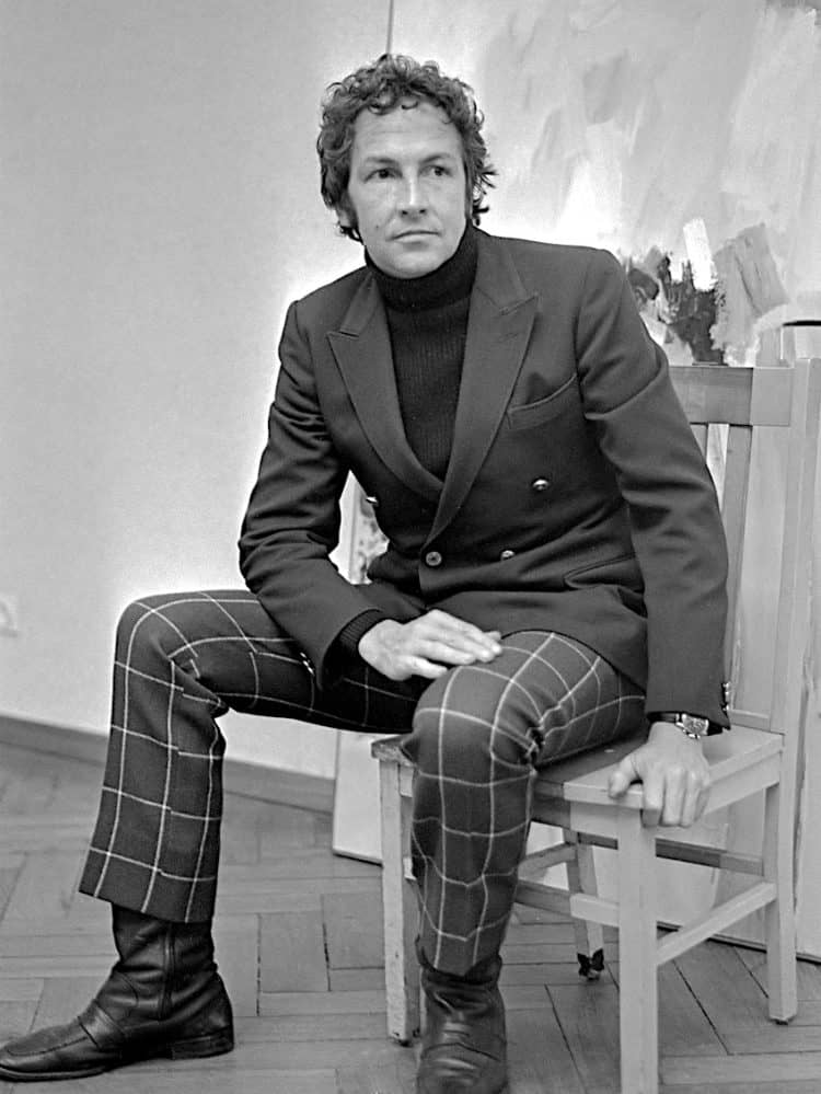 Robert Rauschenberg - Explorer at the Intersection of Art and Life