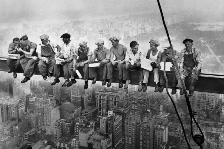 Famous Photos - 31 Must-See Historic Photographs
