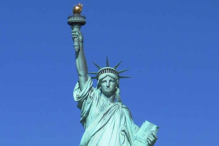 Famous Sculptures - History's 18 Most Famous Sculptures