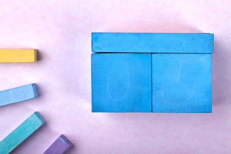 Azure Blue Color – Learn All About the Various Shades of Azure