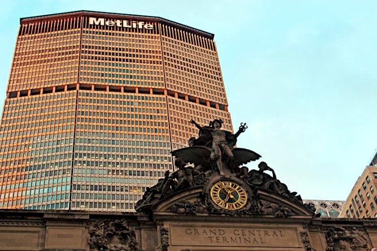 MetLife Building - The Controversial International Style Masterpiece