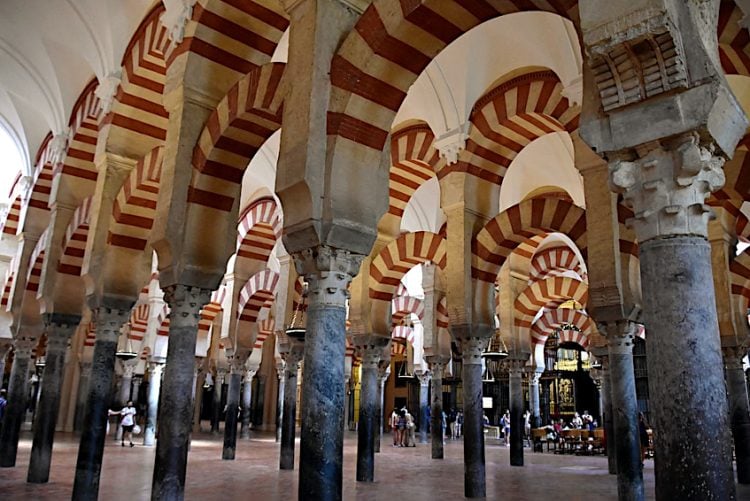 Islamic Architecture - Building Styles Across the Muslim World