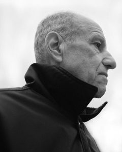 Alex Katz - The Striking Paintings of This Famous Artist