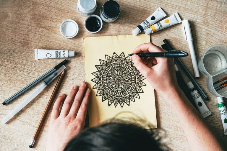 Stippling Art - Creating Designs and Patterns With Small Dots