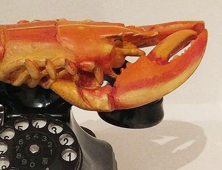 "Lobster Telephone" by Salvador Dalí - A Detailed Analysis
