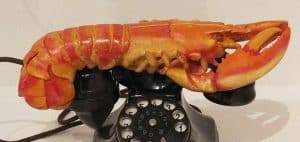 "Lobster Telephone" by Salvador Dalí - A Detailed Analysis
