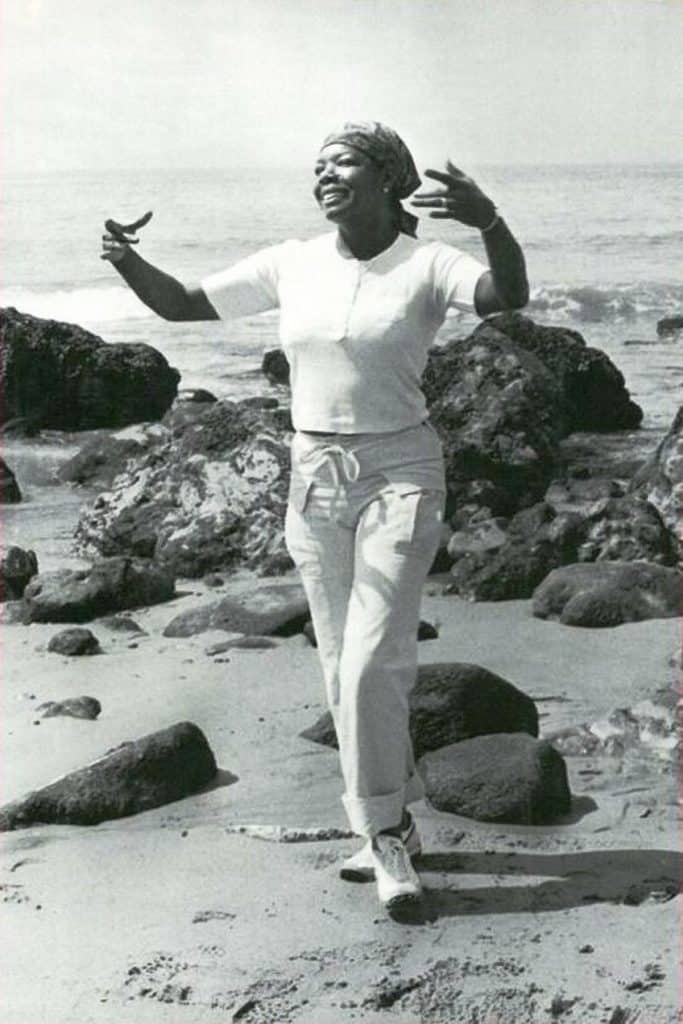 "Still I Rise" by Maya Angelou Analysis - Understanding the Poem