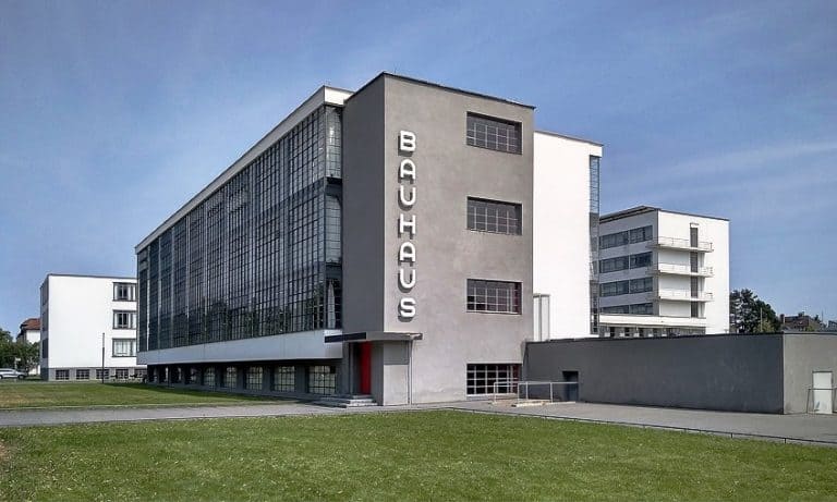 History of Architecture - Building Through Time