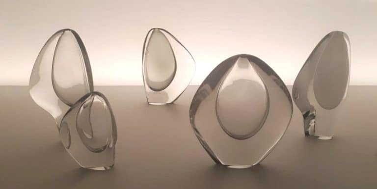 Famous Glass Artists - Listing the Top 12 Creatives