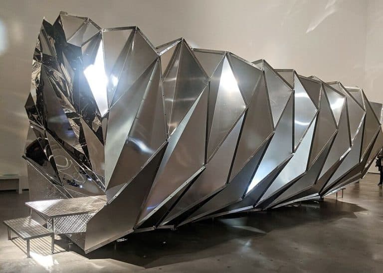 Reflections Artists - Harnessing the Creative Beauty of Light