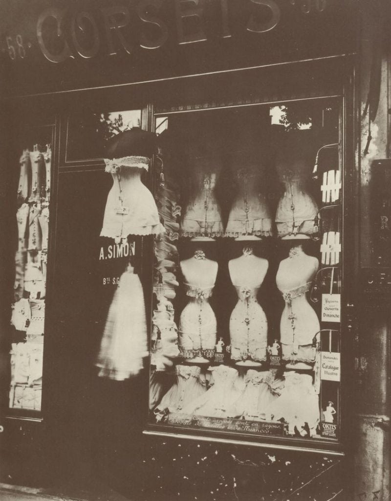 Eugène Atget - Early 20th Century Paris Through the Lens