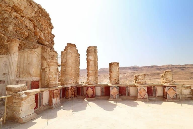Famous Fortresses - 10 Examples of Historical Engineering