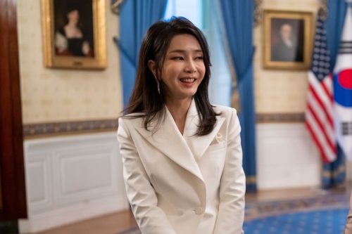 Kim Keon Hee - The First Lady of South Korean Art