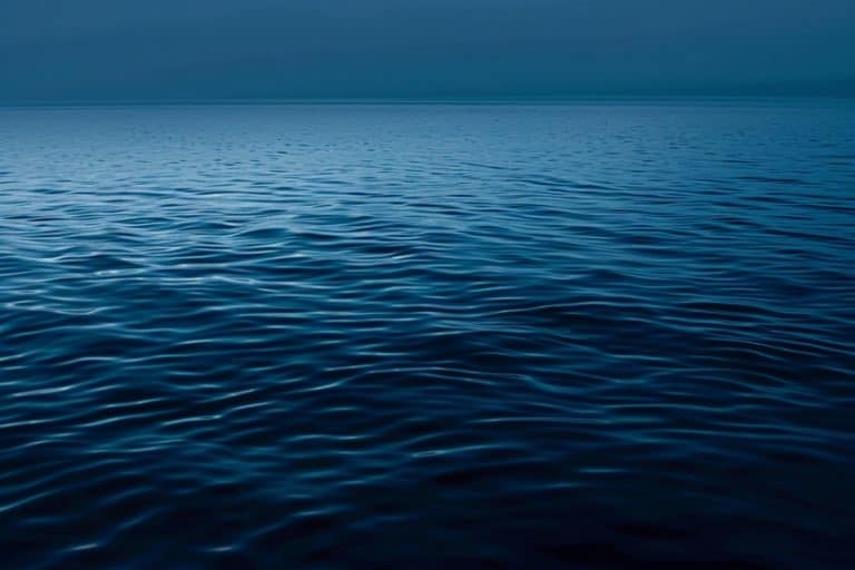 Meaning of the Color Dark Blue - Interpreting Its Cultural Context